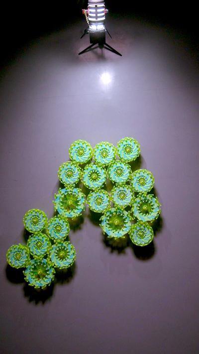 Particle Robot Moves Towards t [IMAGE] | EurekAlert! Science News Releases