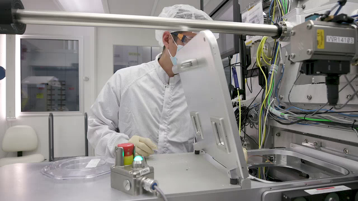 Pushing the boundaries of Moore’s law: How ca | EurekAlert!