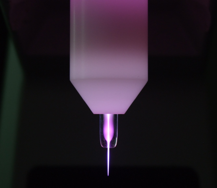 Micro plasma device [IMAGE] | EurekAlert! Science News Releases