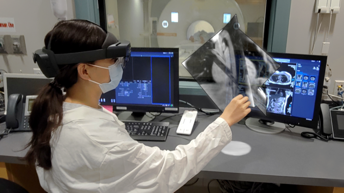 Mixed reality surgery [IMAGE] | EurekAlert! Science News Releases