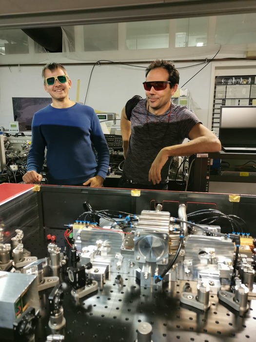 Laser lab [IMAGE] | EurekAlert! Science News Releases