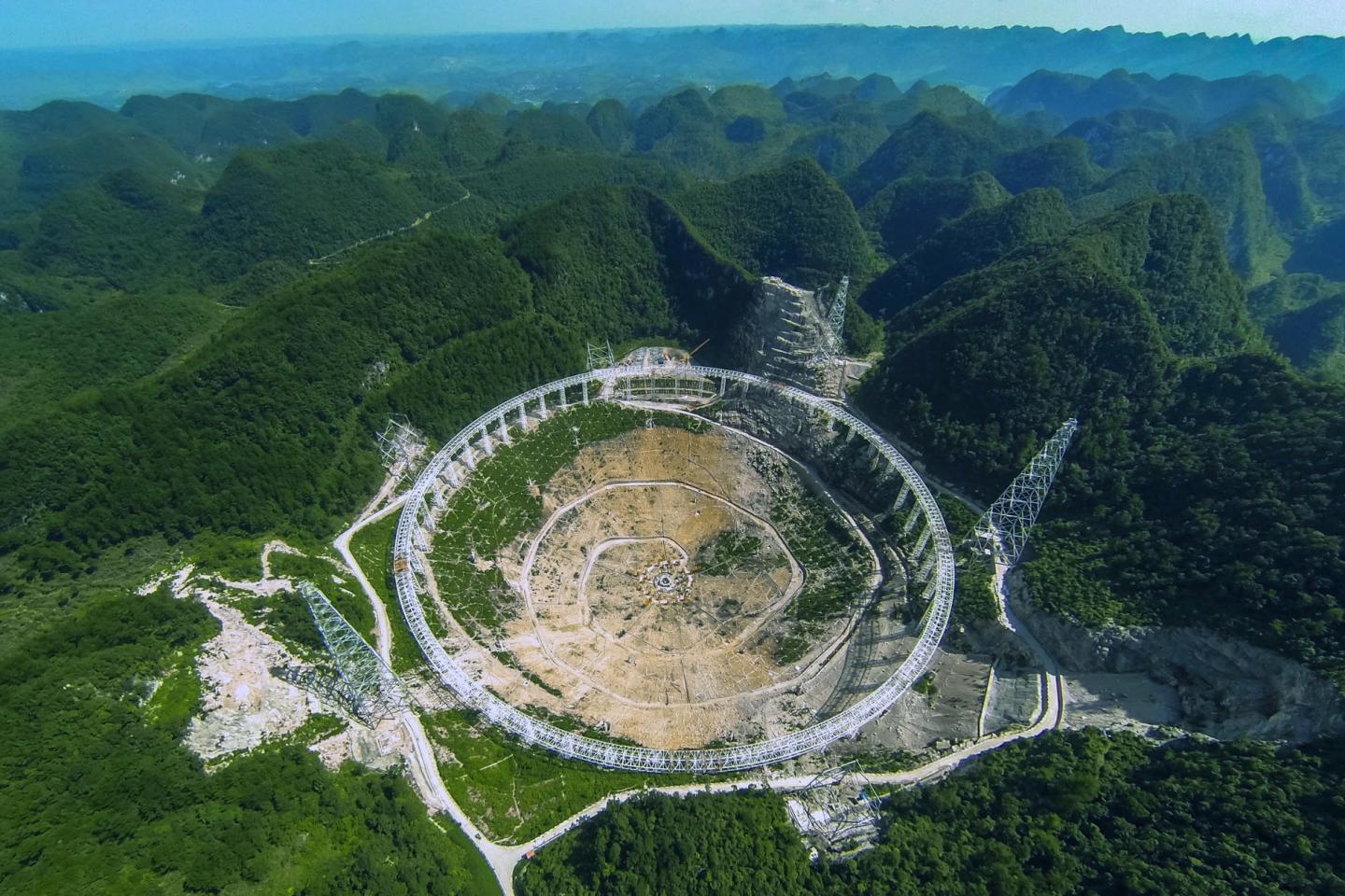 The 500 meter Aperture Spheric [IMAGE] | EurekAlert! Science News Releases