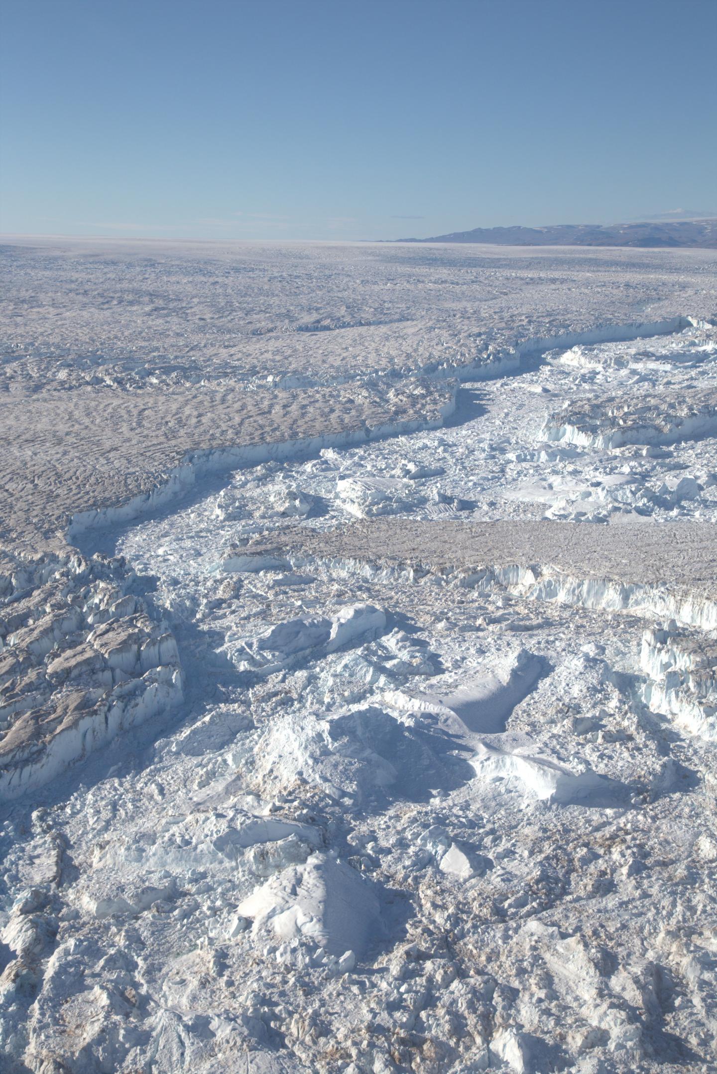 Ice Calving [IMAGE] | EurekAlert! Science News Releases