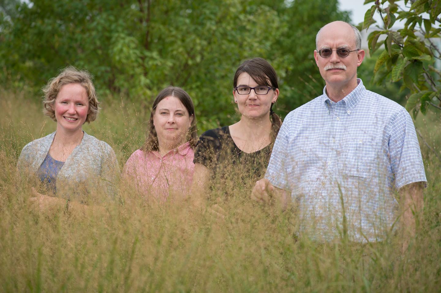 Sarah Evans, Lisa Tiemann, Mar [IMAGE] | EurekAlert! Science News Releases