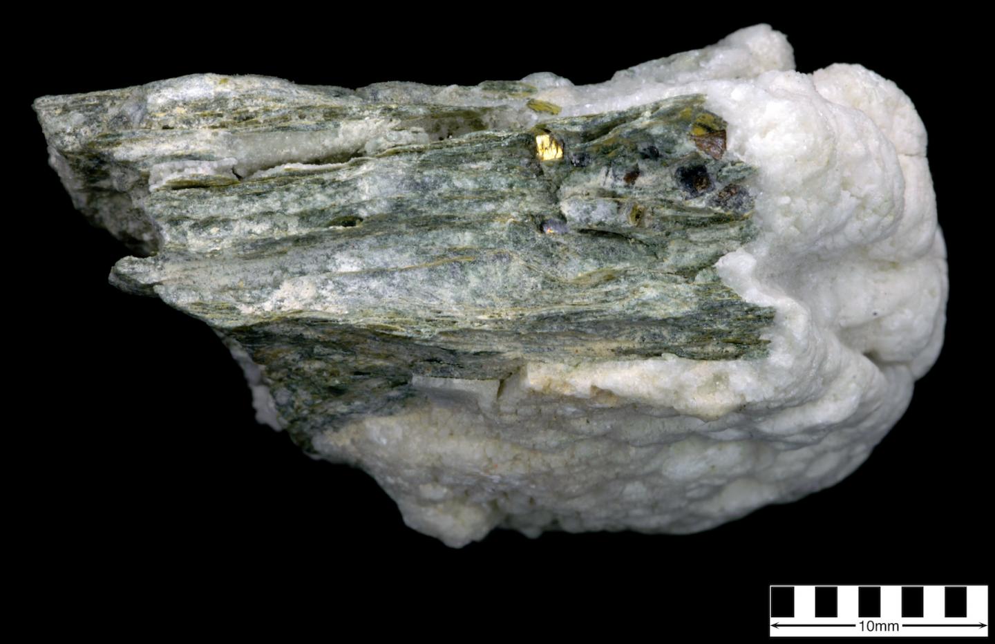 Mineral mixture [IMAGE] | EurekAlert! Science News Releases