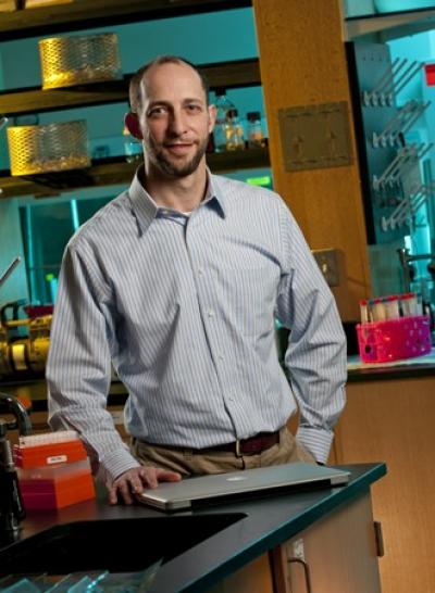 Stephen Smiley, Ph.D., Trudeau [IMAGE] | EurekAlert! Science News Releases