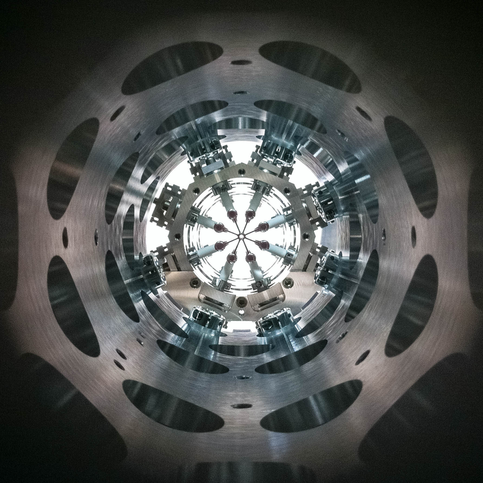 Inside the molecular trap [IMAGE] | EurekAlert! Science News Releases