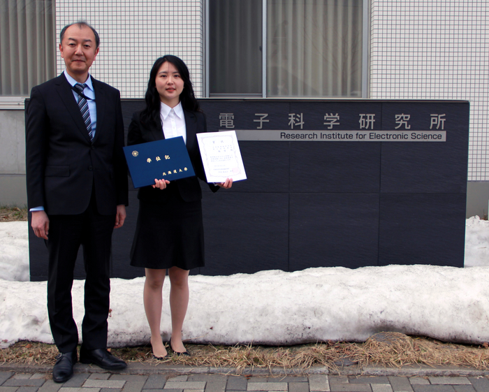 Hiromichi Ohta and Qian Yang [IMAGE] | EurekAlert! Science News Releases