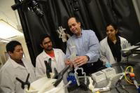 Award supports UTSA professor's efforts to fr | EurekAlert!