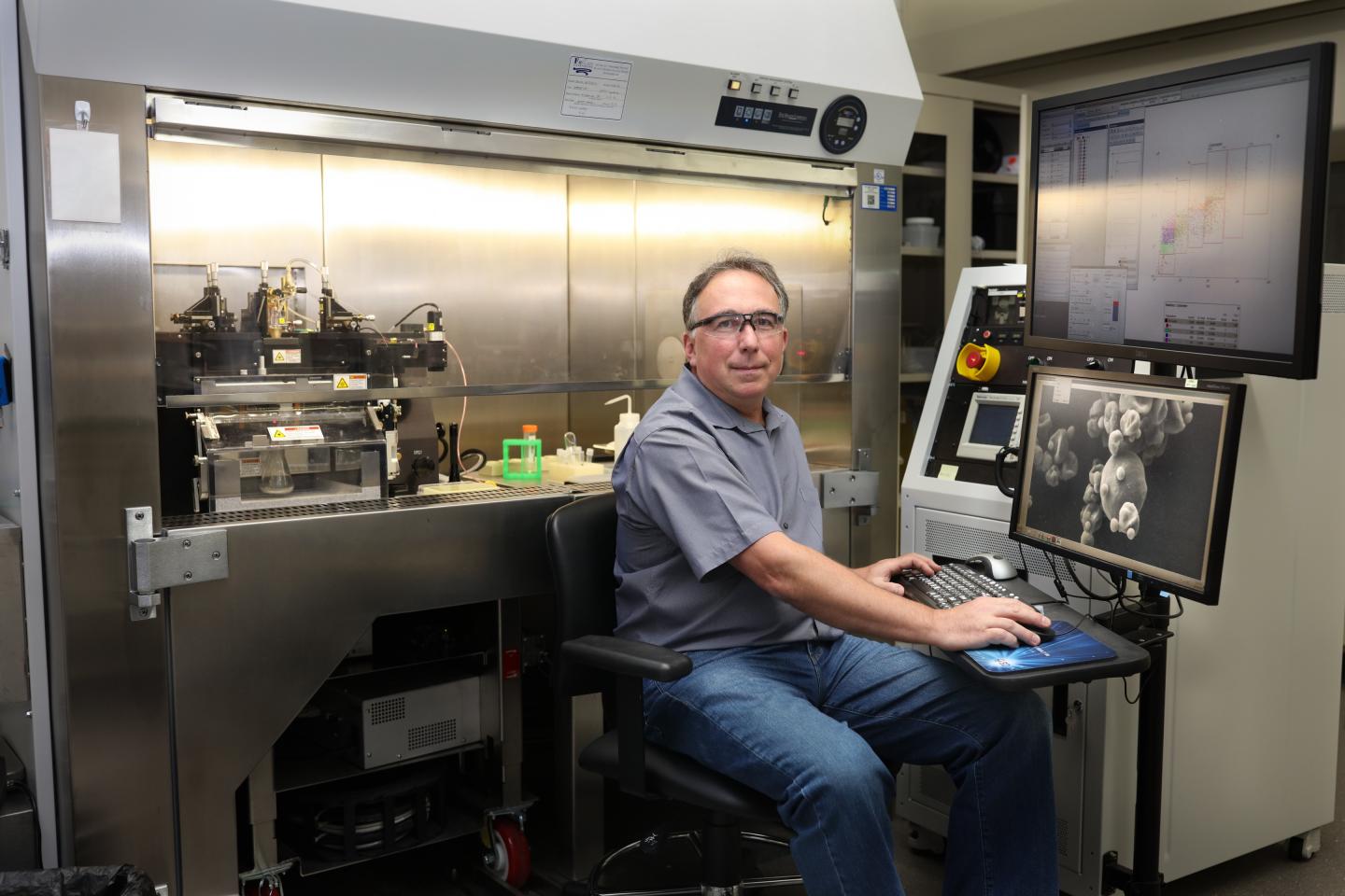 Mircea Podar, DOE/Oak Ridge Na [IMAGE] | EurekAlert! Science News Releases