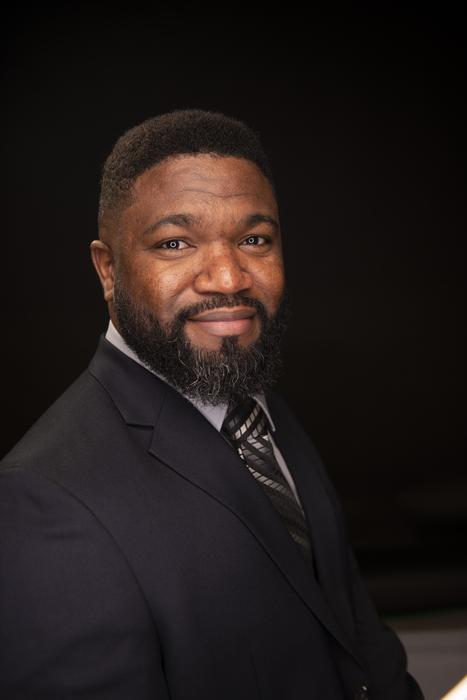 UTSA Professor Willie Hale [IMAGE] | EurekAlert! Science News Releases