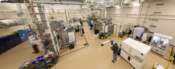 Idaho researchers take a close look at uraniu | EurekAlert!