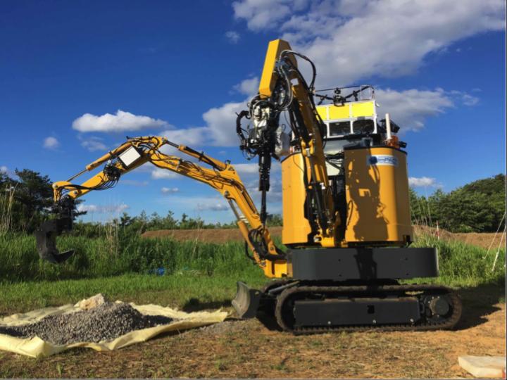 A dual-arm construction robot with remote-con | EurekAlert!