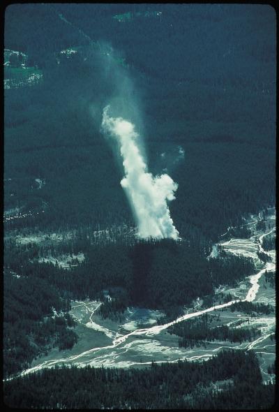 Yellowstone Caldera Inflating Faster (2 of 2) | EurekAlert!