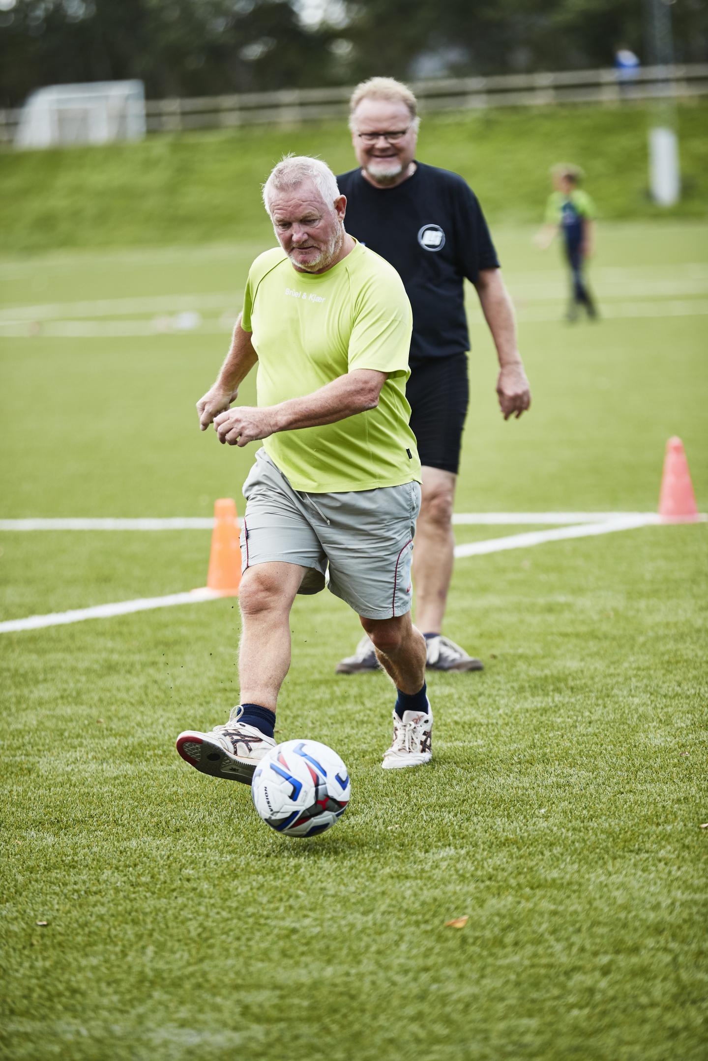 New meta-analysis: Recreational football is b | EurekAlert!