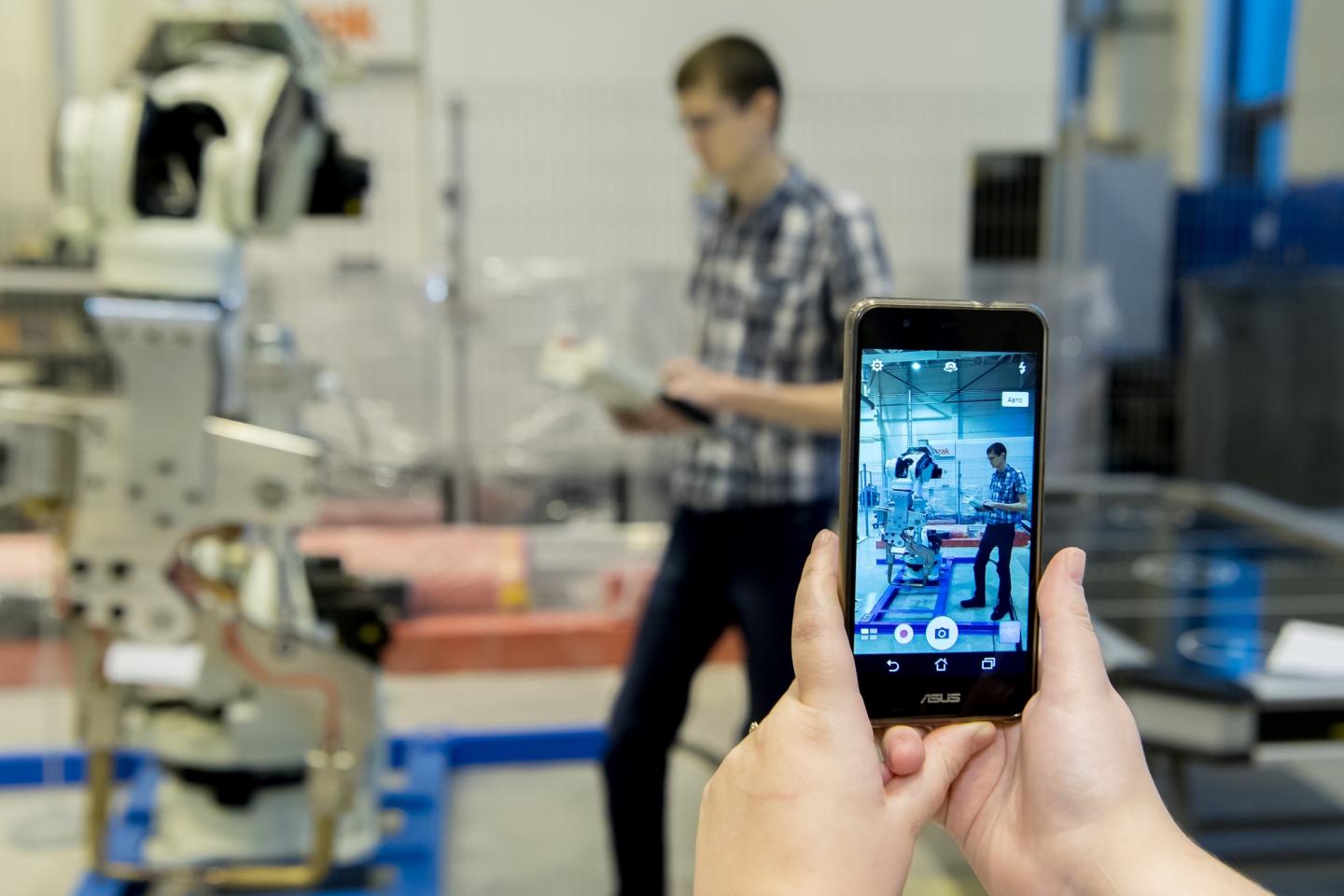 Indoor Positioning System [IMAGE] | EurekAlert! Science News Releases