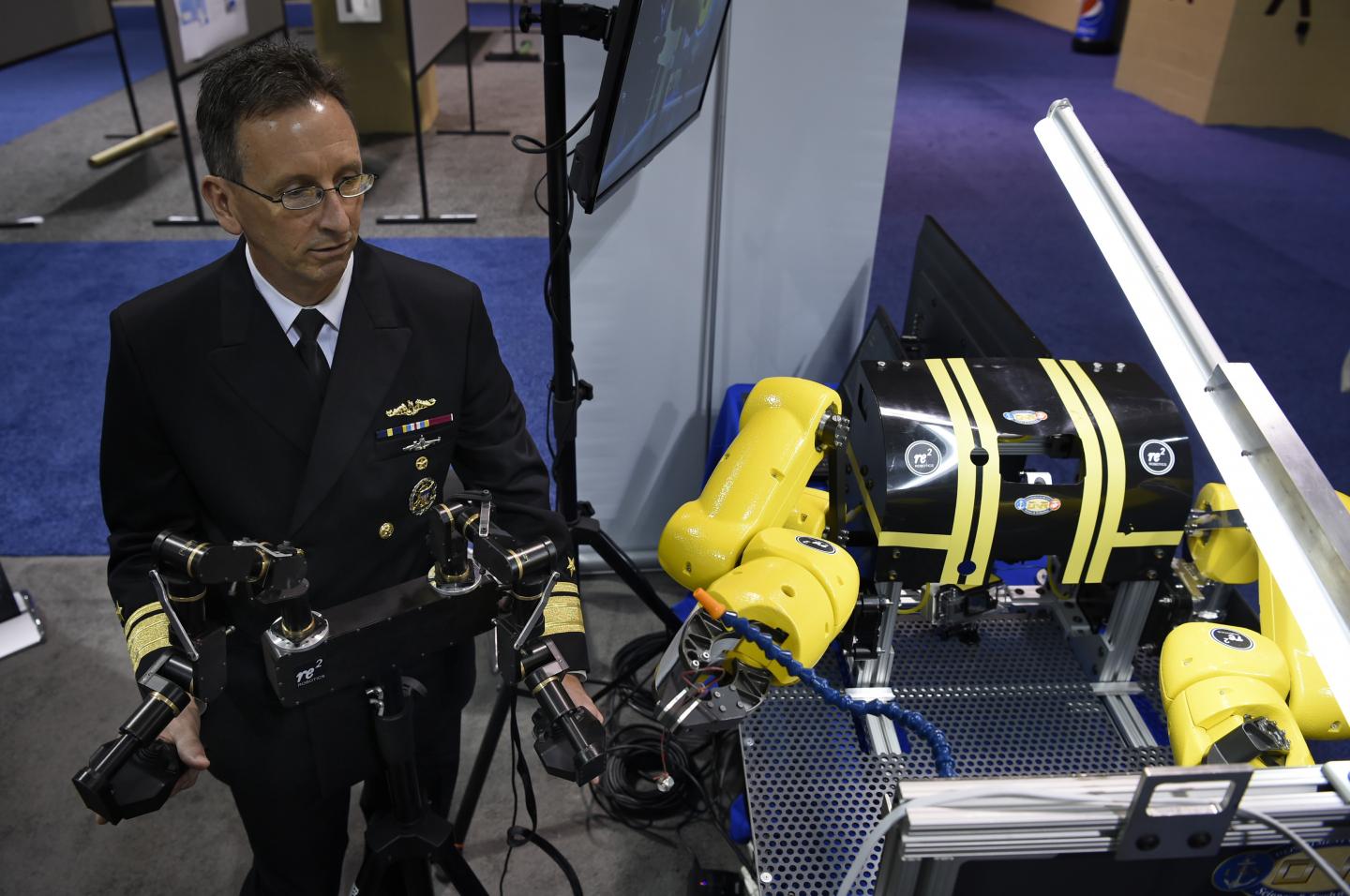 Sea science: Navy task force promotes increas | EurekAlert!