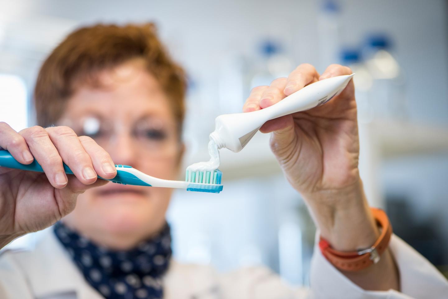 Microbeads Are Used in Toothpa [IMAGE] | EurekAlert! Science News Releases