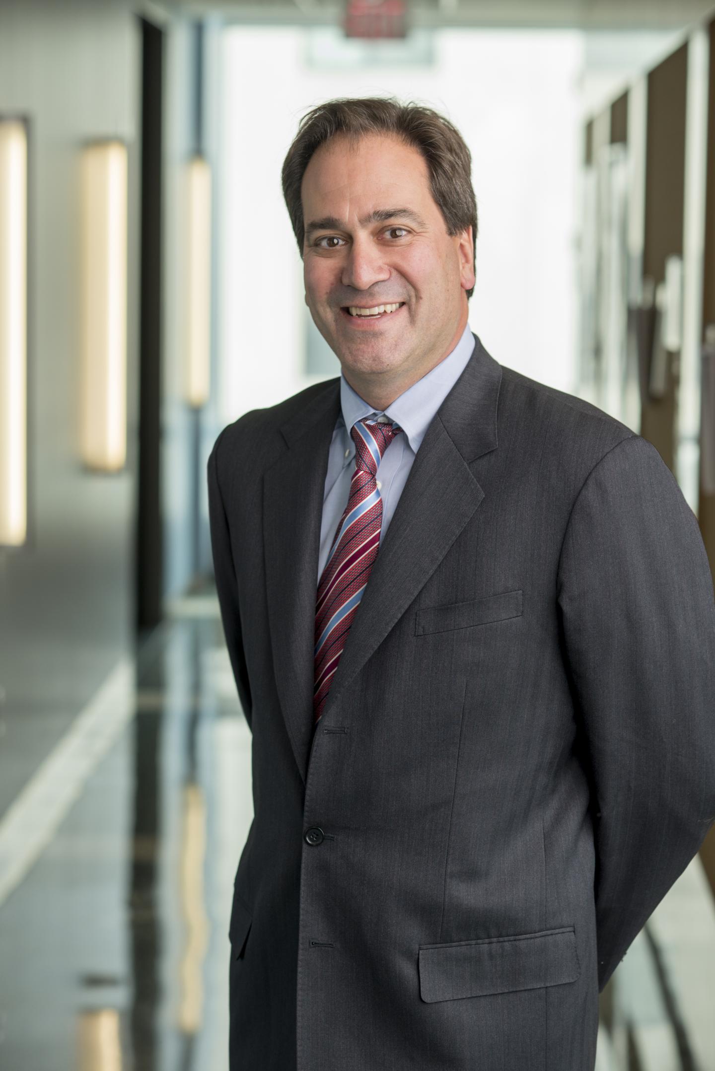 Chad Mirkin receives $400,000 Sackler Prize i | EurekAlert!