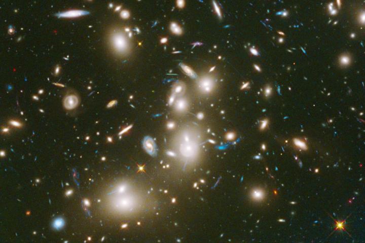 Galaxy Cluster Abell 2744 [IMAGE] | EurekAlert! Science News Releases
