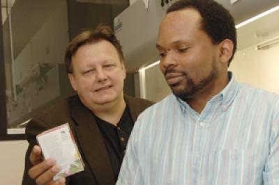 Drs. David Boothman and Erik B [IMAGE] | EurekAlert! Science News Releases