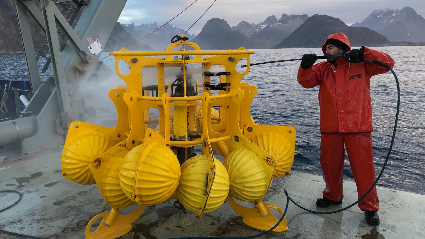 Power Washing [IMAGE] | EurekAlert! Science News Releases