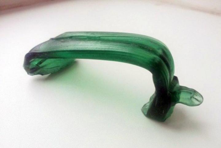 Pseudo-emerald Glass | EurekAlert!