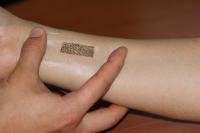 Wearable, Stretchable Memory Device Monitors | EurekAlert!