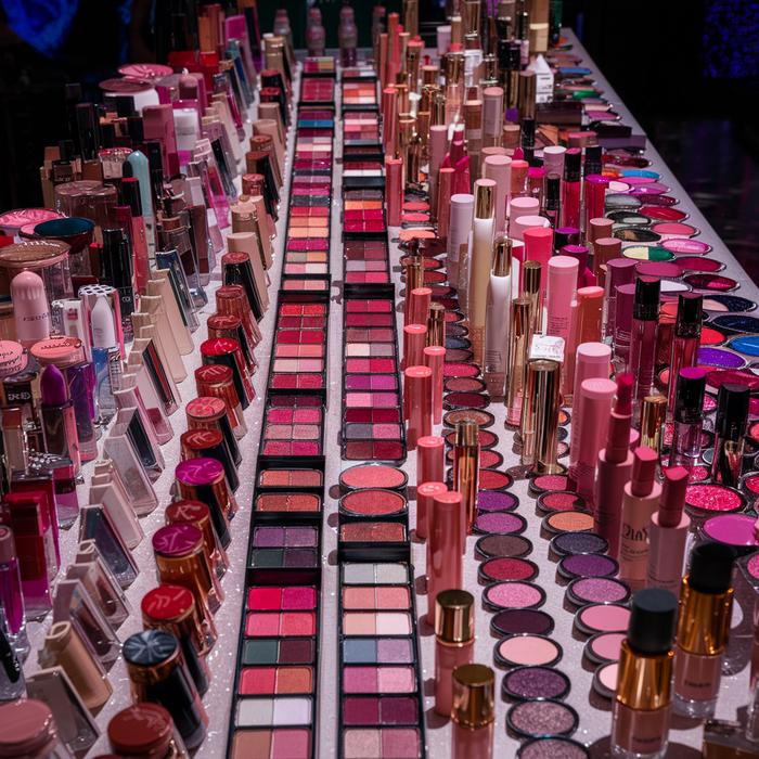 Table full of cosmetic product [IMAGE] | EurekAlert! Science News Releases