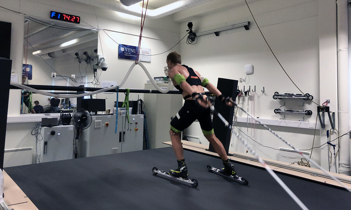 Cross-country skier on treadmi [IMAGE] | EurekAlert! Science News Releases