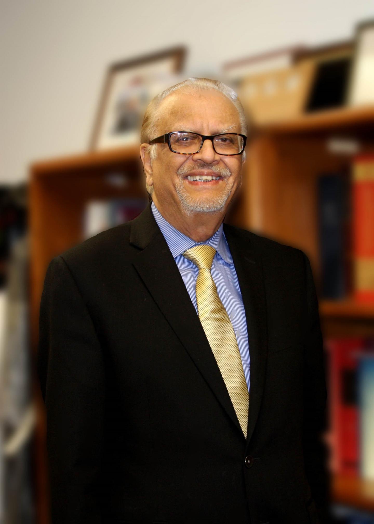 Asrar Malik, University of Ill [IMAGE] | EurekAlert! Science News Releases