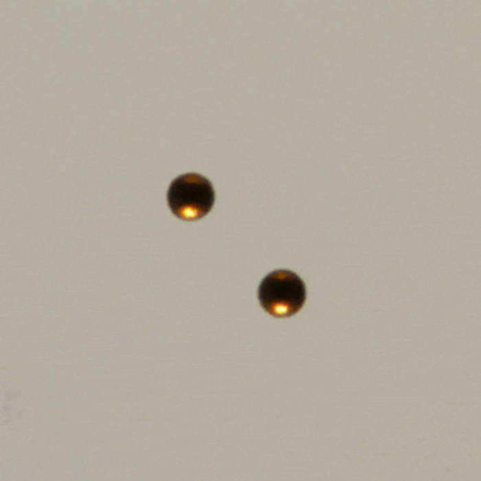 Metastable states of floating crystals | EurekAlert!