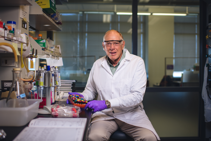 Phil Low [IMAGE] | EurekAlert! Science News Releases