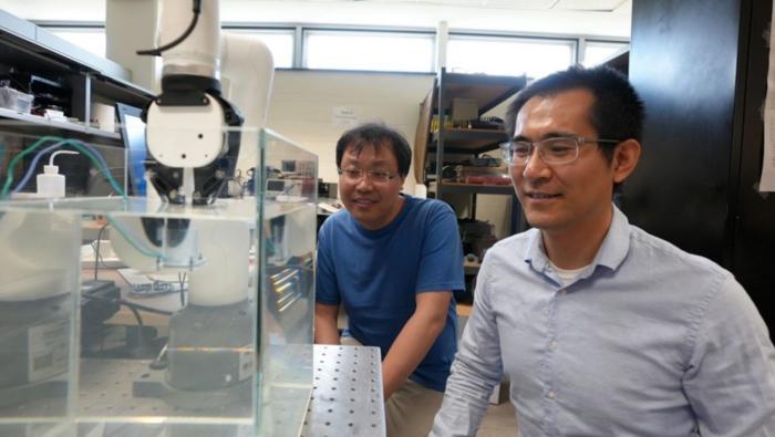 Zhenhua Tian [IMAGE] | EurekAlert! Science News Releases