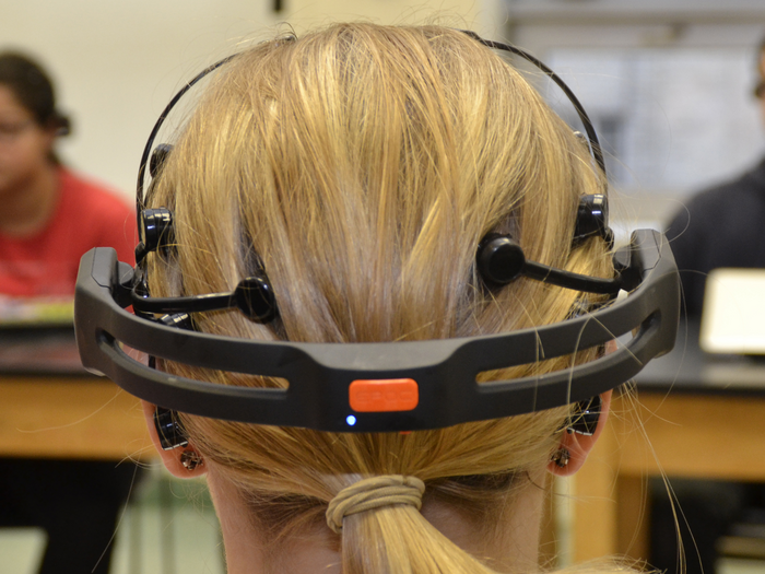Portable electroencephalogram [IMAGE] | EurekAlert! Science News Releases