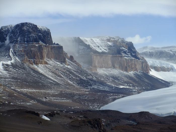 The McMurdo Dry Valleys [IMAGE] | EurekAlert! Science News Releases