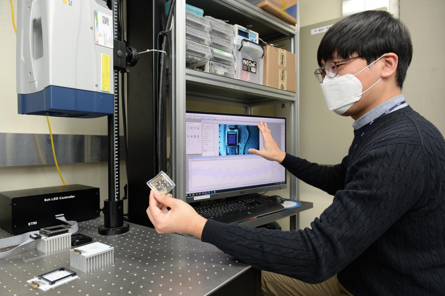 ETRI_Haptic Film 3 [IMAGE] | EurekAlert! Science News Releases