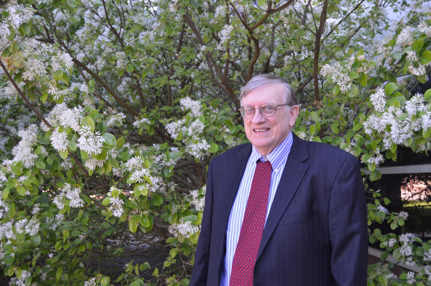 George E. Fox, University of H [IMAGE] | EurekAlert! Science News Releases