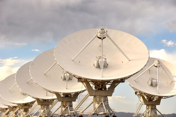 Massive radio array to search for extraterres | EurekAlert!