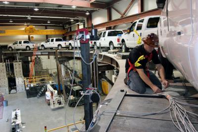 Trucks on Bridge Shaken Violen [IMAGE] | EurekAlert! Science News Releases