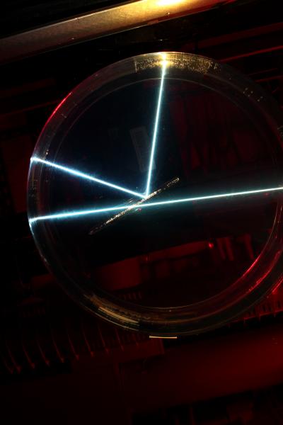 The Angular Control of Light (3 of 5) | EurekAlert!