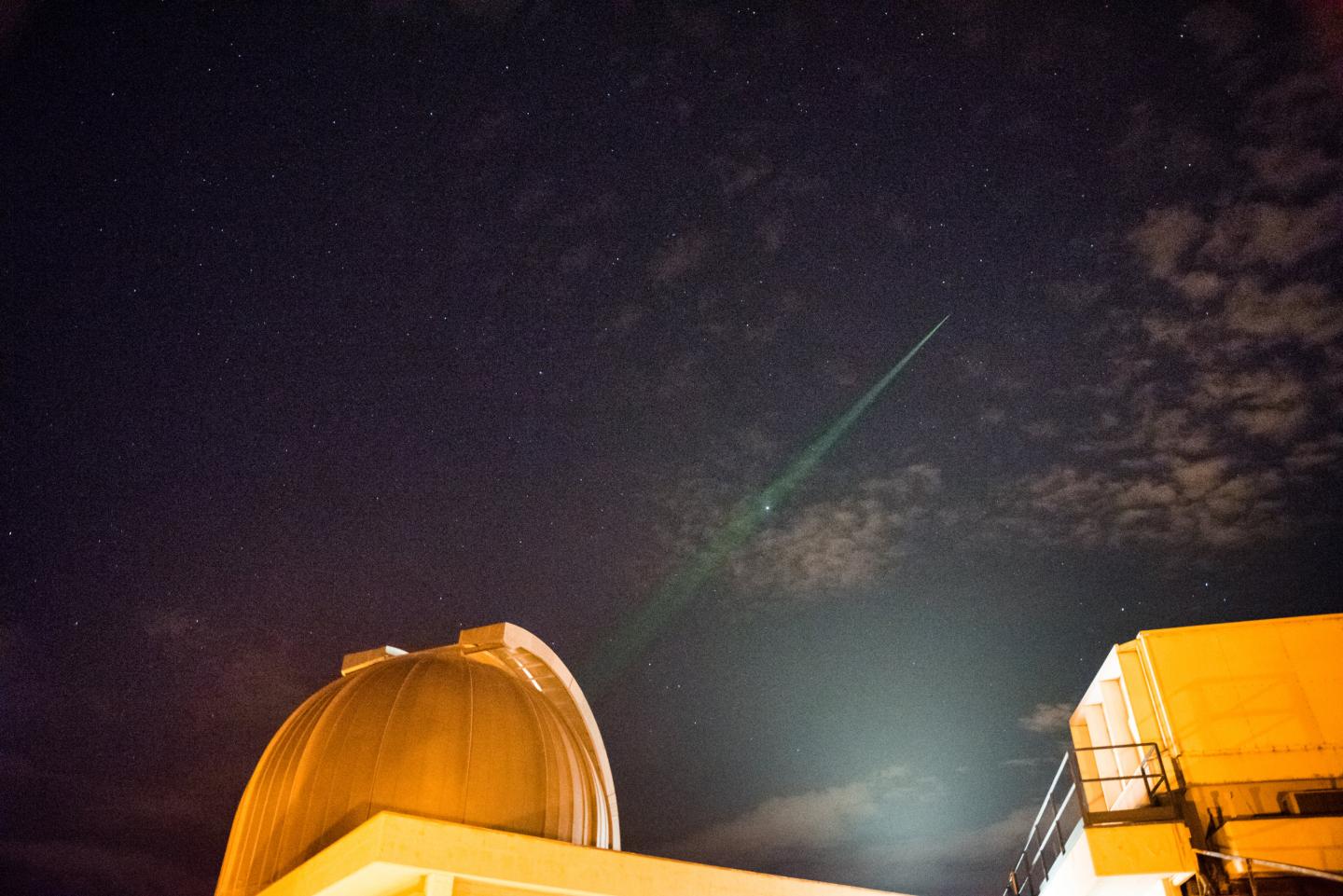 Out-of-this World Waves and Pa [IMAGE] | EurekAlert! Science News Releases