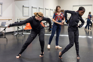 Researchers partner to merge dance and scienc | EurekAlert!