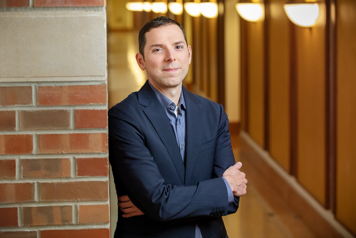 Scientists look beyond the individual brain t | EurekAlert!