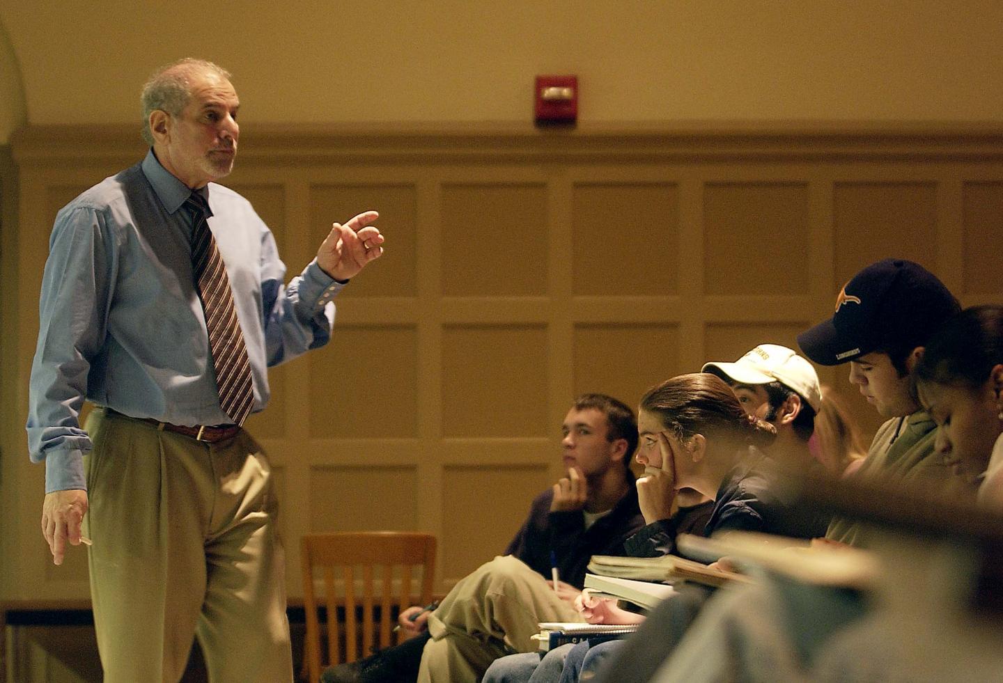 Philip 'Uri' Treisman Teaching [IMAGE] | EurekAlert! Science News Releases