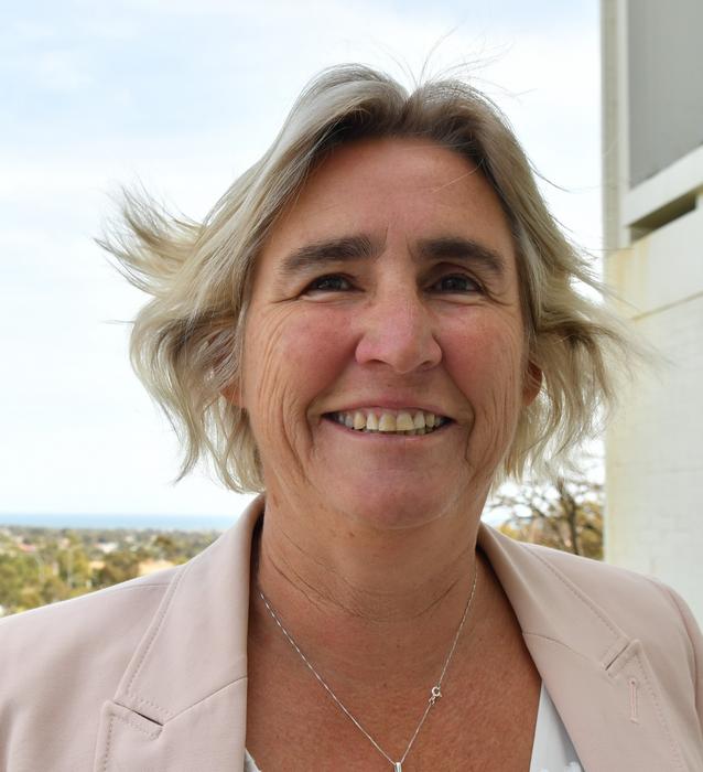 Professor Liz Dinsdale [IMAGE] | EurekAlert! Science News Releases