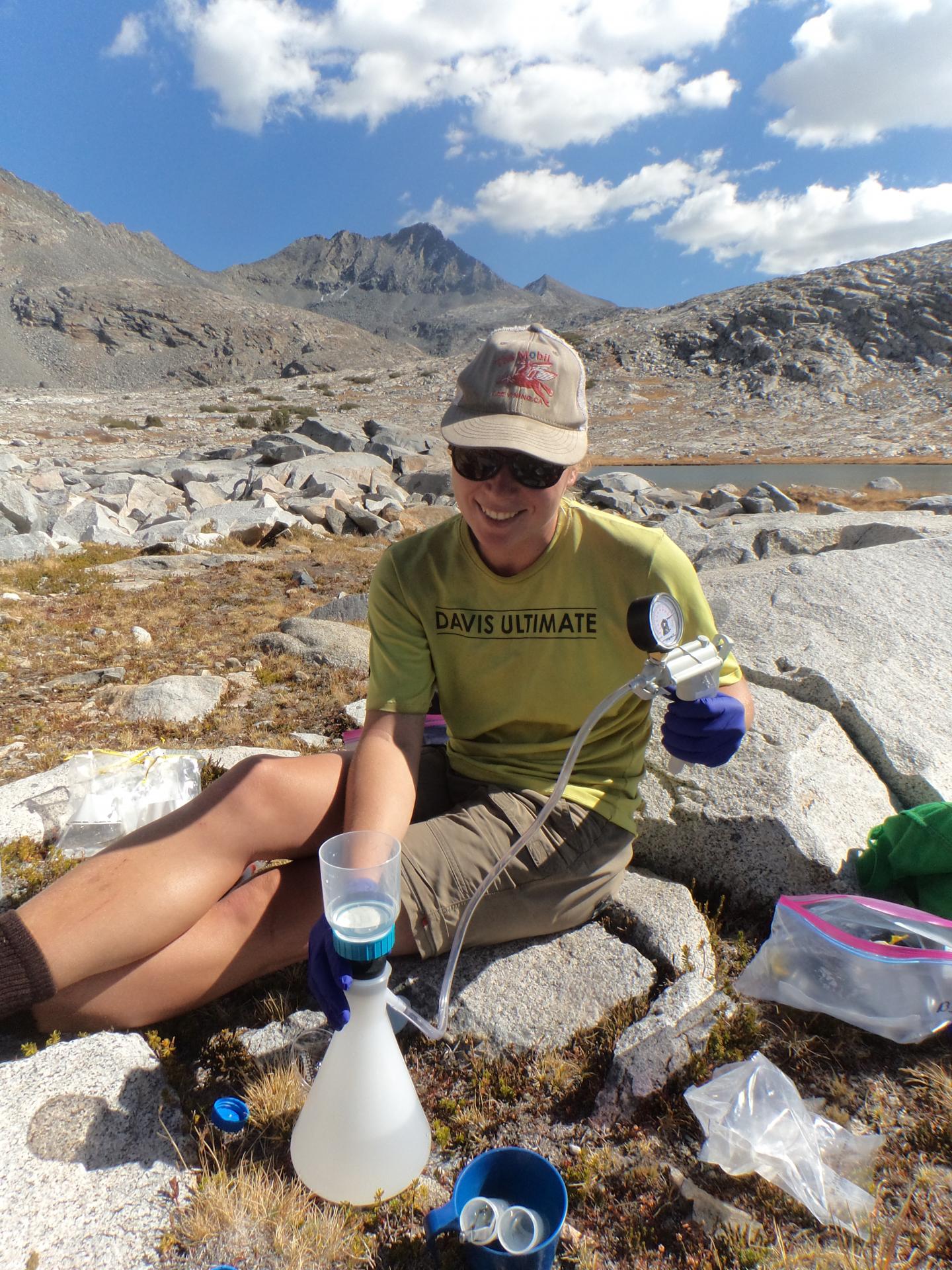 eDNA Sampling [IMAGE] | EurekAlert! Science News Releases