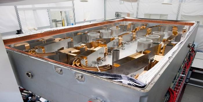 Double ElectroStatic Ion-Ring [IMAGE] | EurekAlert! Science News Releases