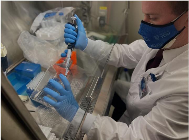 Joshua Bock in lab [IMAGE] | EurekAlert! Science News Releases