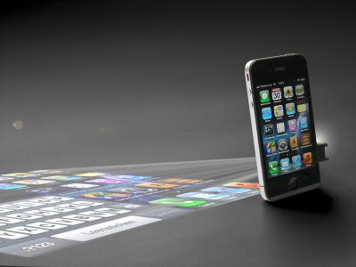 Mini-Projector for Smartphones [IMAGE] | EurekAlert! Science News Releases